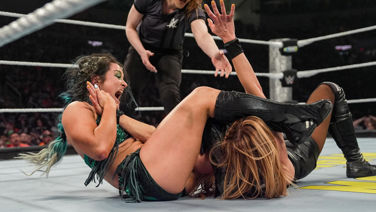 Posible motivo por el cual Lyra Valkyria derrotó a Becky Lynch en WWE Backlash 2025